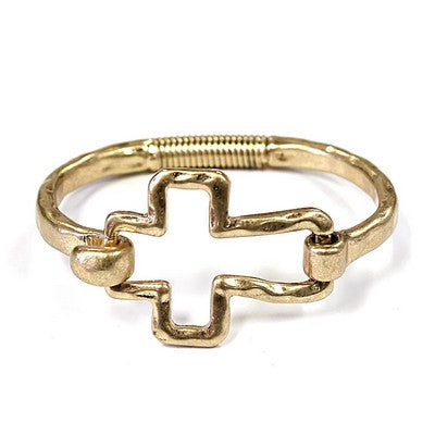 Lucy Cross Bracelet – give.